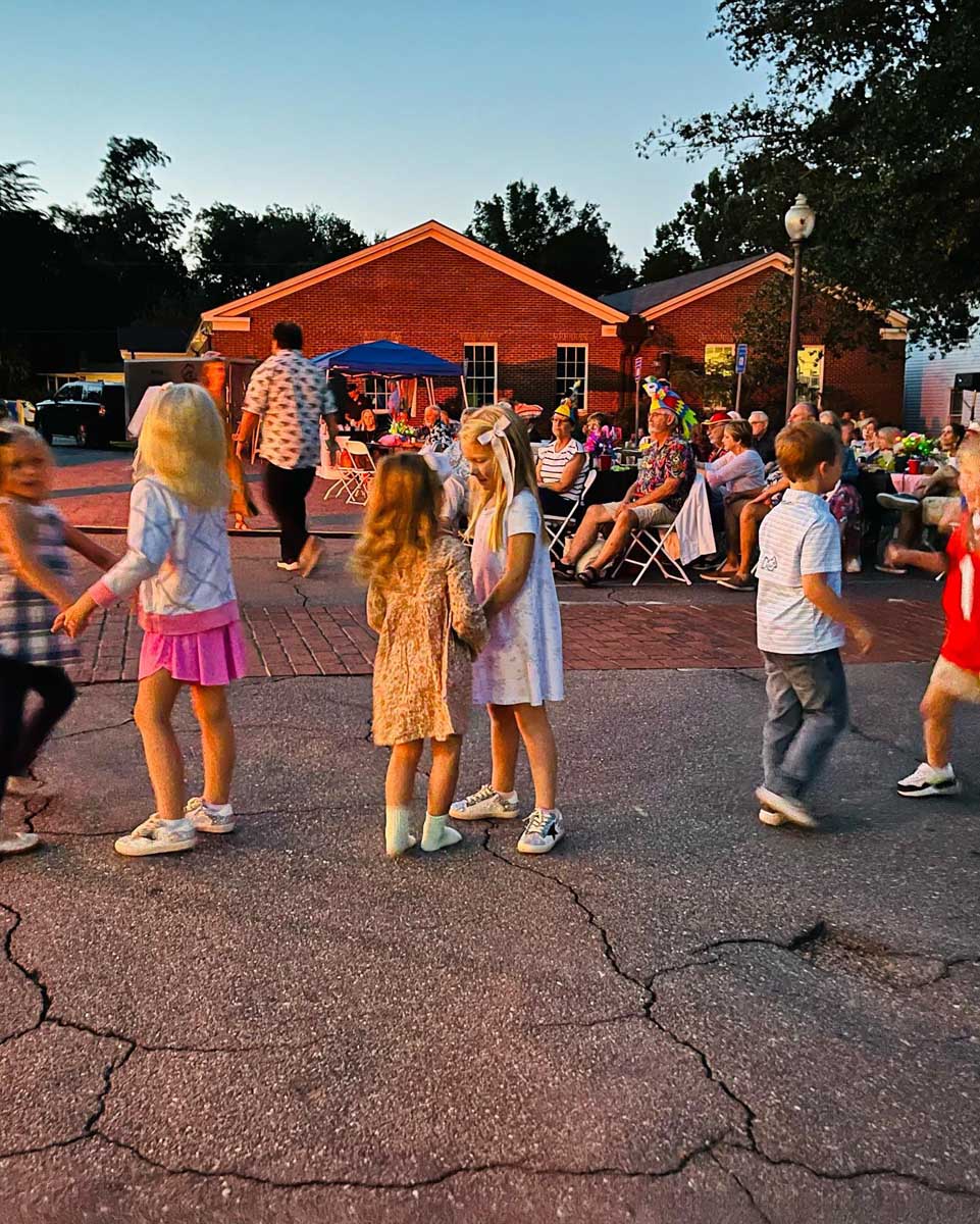 CCR Tribute takes the stage May 11 | Lake Oconee Breeze